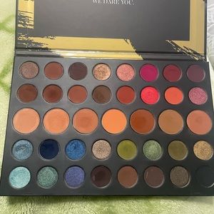 Morphe | Makeup | 2 Large Morphe Pallets | Poshmark